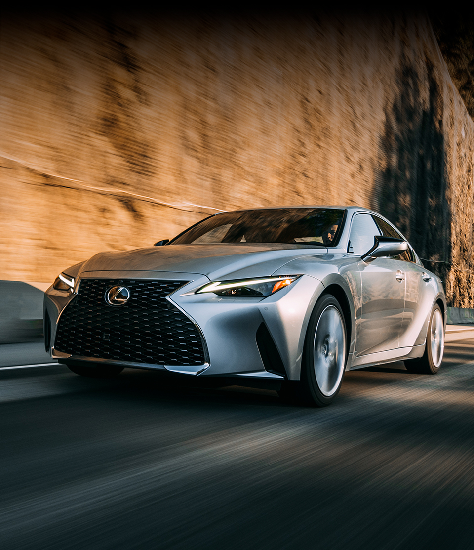 Lexus Es La Calle 300 2025 Lexus ES — Luxury Midsize Sedan